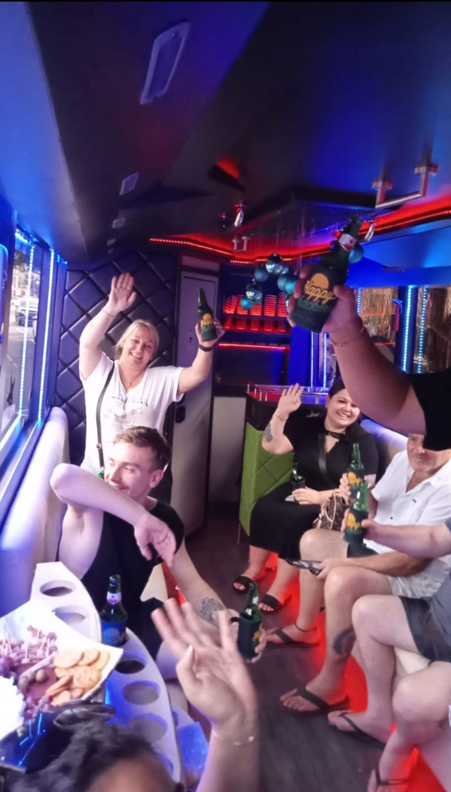 Happy Trackers Tour Bus Bali Tour Bus Bali - Make Your Holiday ...